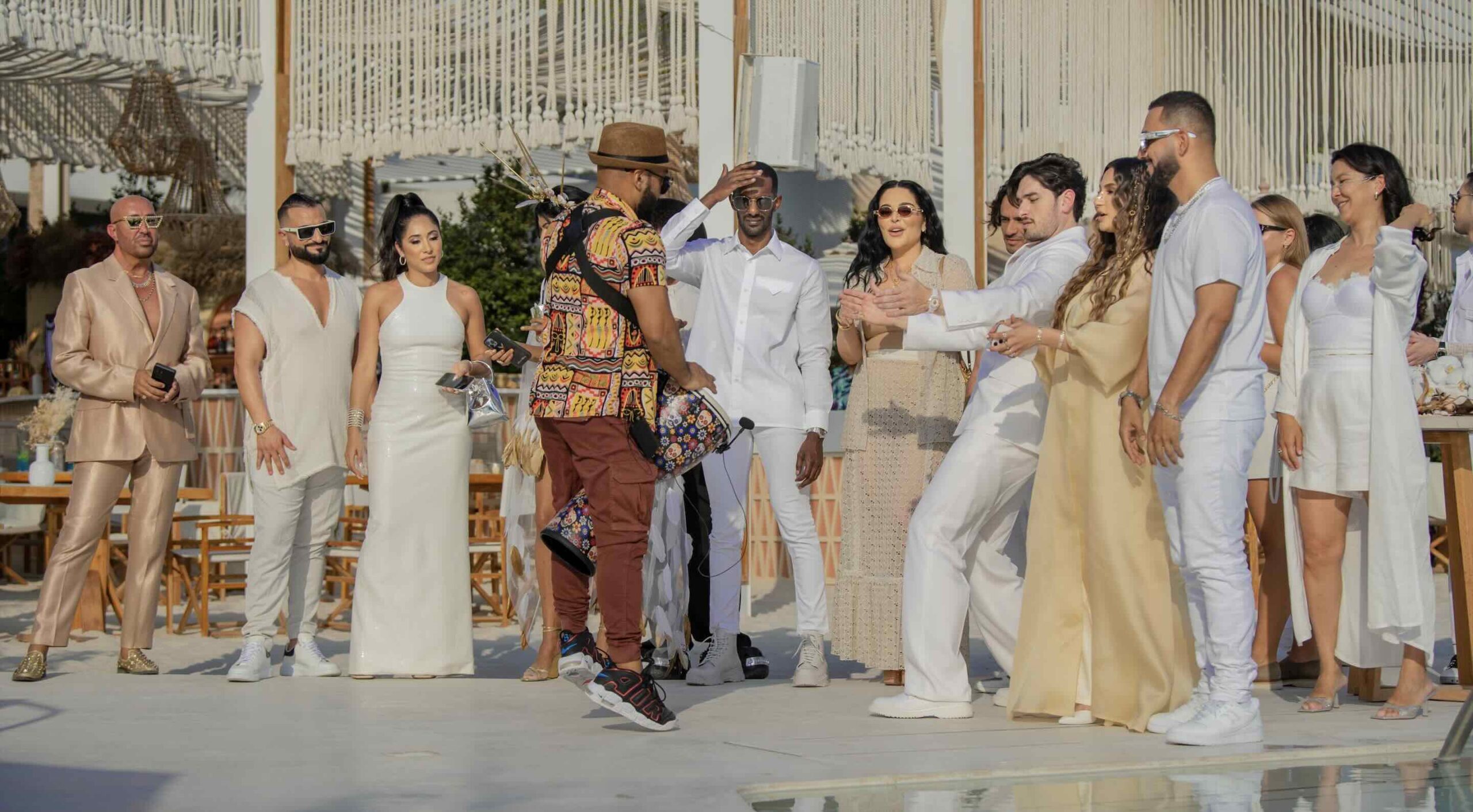 What Dubai Bling taught me about Ululation – Fingers in symphony